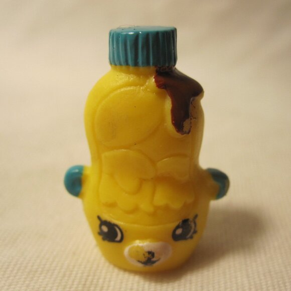 Shopkins | Toys | Shopkins Season 4 Figure 41 Petkins Big Topping ...